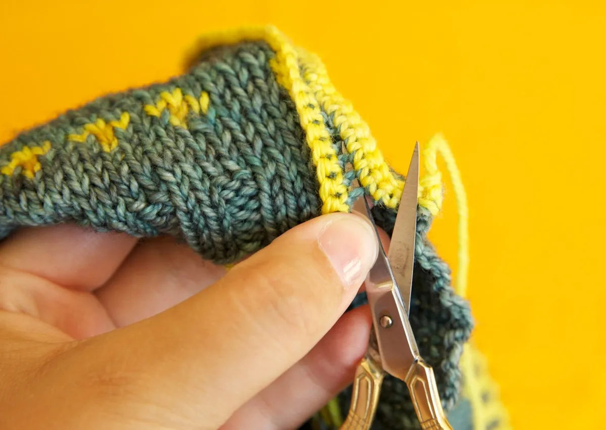 How to Cut Crochet Without Unraveling: A Step-by-Step Guide – HiCrochet