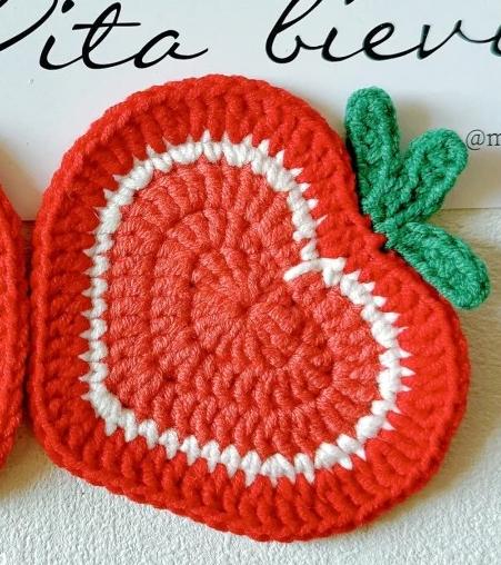 Free Strawberry Coaster Crochet Pattern - Crochet Fruit Coaster – HiCrochet
