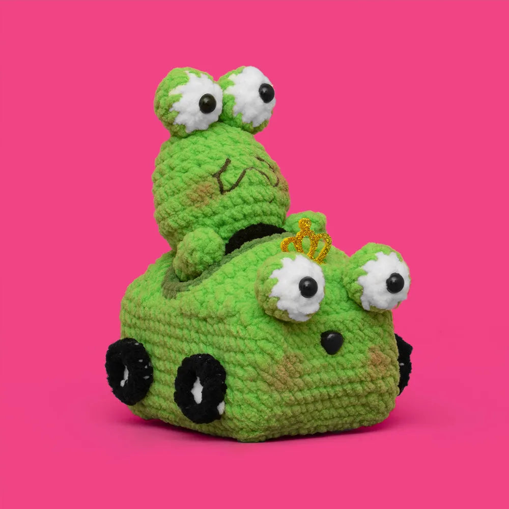 Frog Racing Car Crochet Kit - Fun and Easy Craft Project – HiCrochet