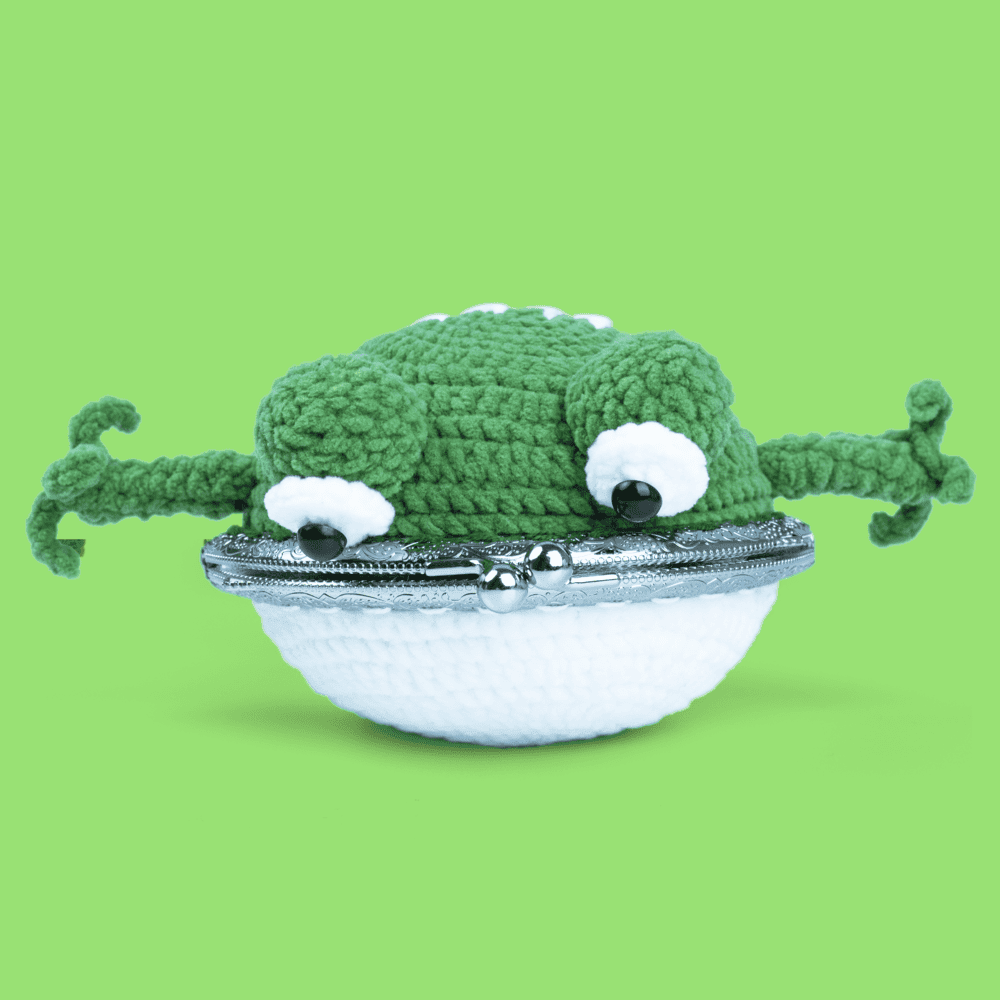 Intermediate Green Frog Wallet Crochet Kit-Silver for Beginner – HiCrochet